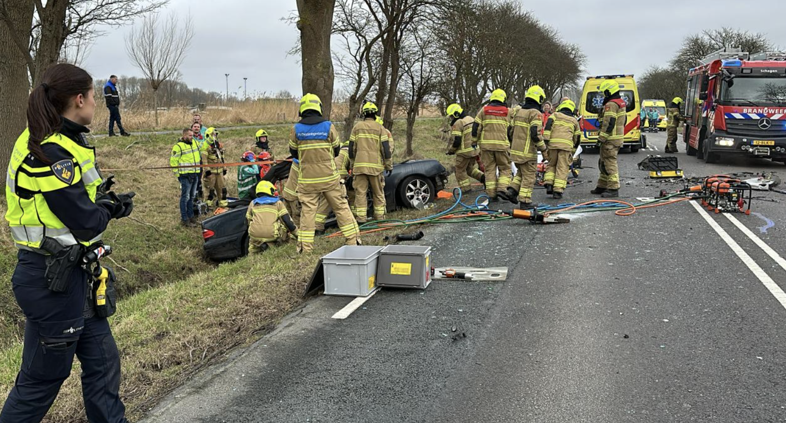Ernstig ongeval N242 terhoogte van Zuid-Scharwoude - Dijk en Waard nieuws
